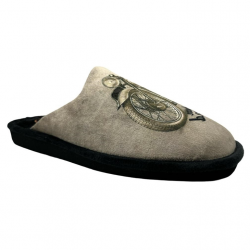 Large size shoe store Apavi 40+. Home of the big shoes. www.40plus ...